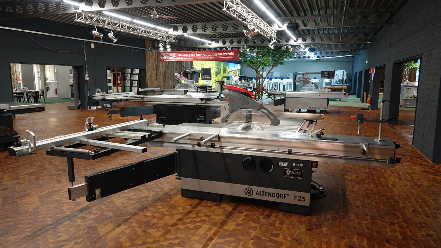 Altendorf F25 formaatzaag | De Groot Bewerkingsmachines
