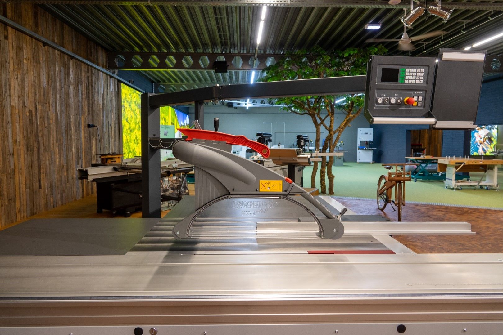 Altendorf F45 formaatzaag; ProDrive, EvoDrive & ElmoDrive