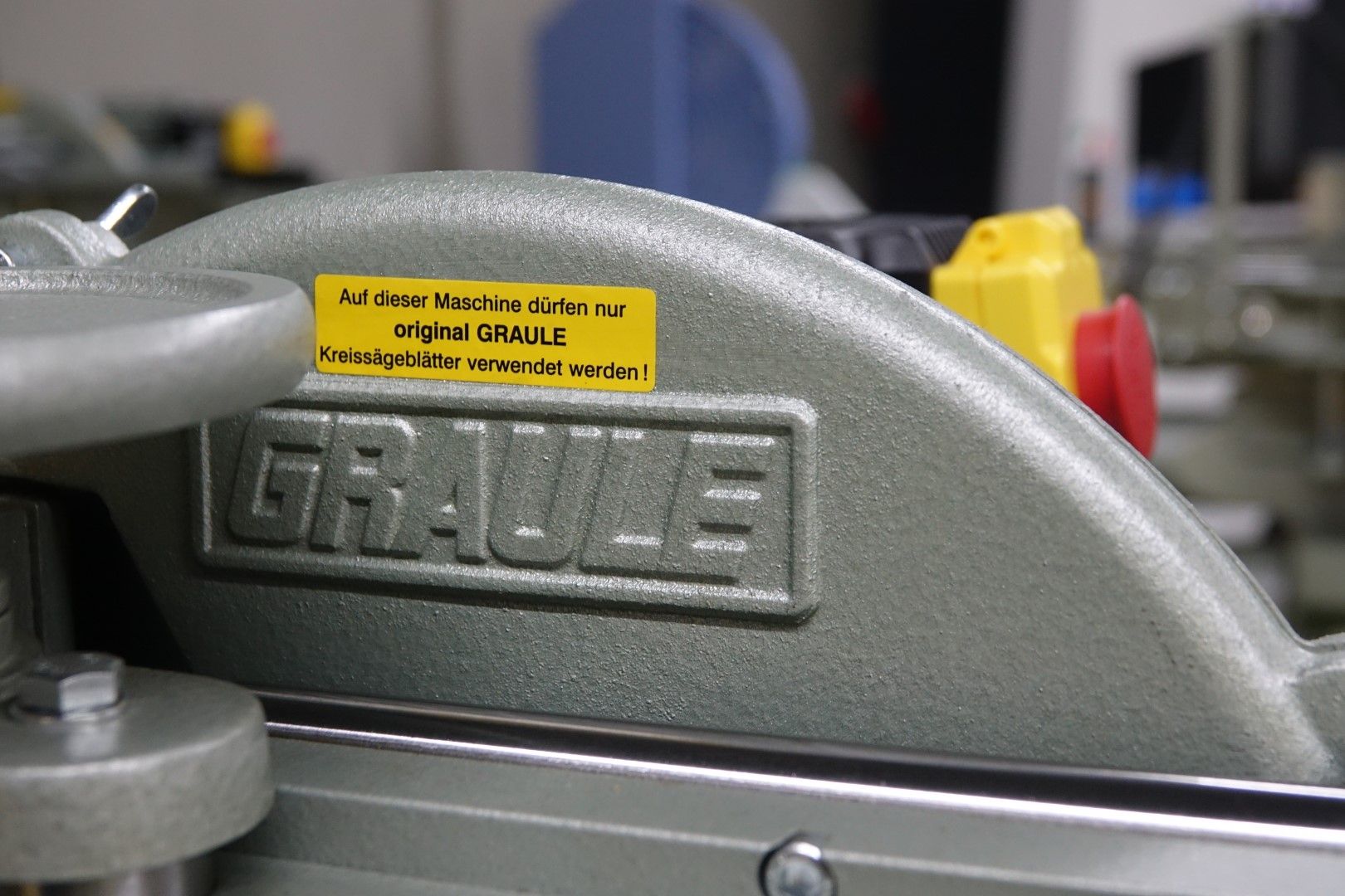 Graule afkortzaag | De Groot Bewerkingsmachines